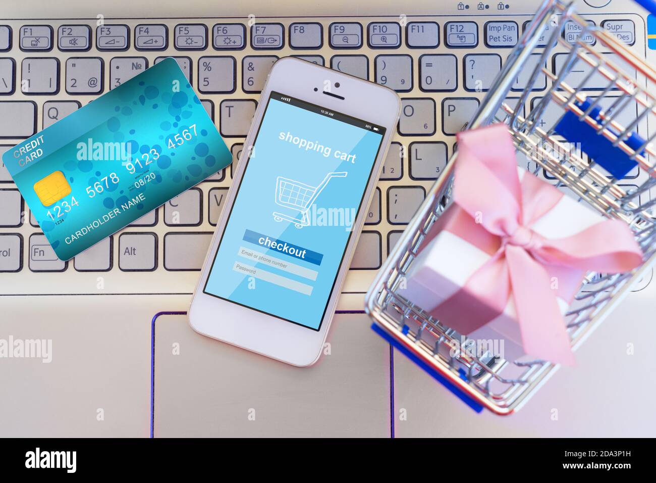 Woman shopping greeting card hi-res stock photography and images - Alamy