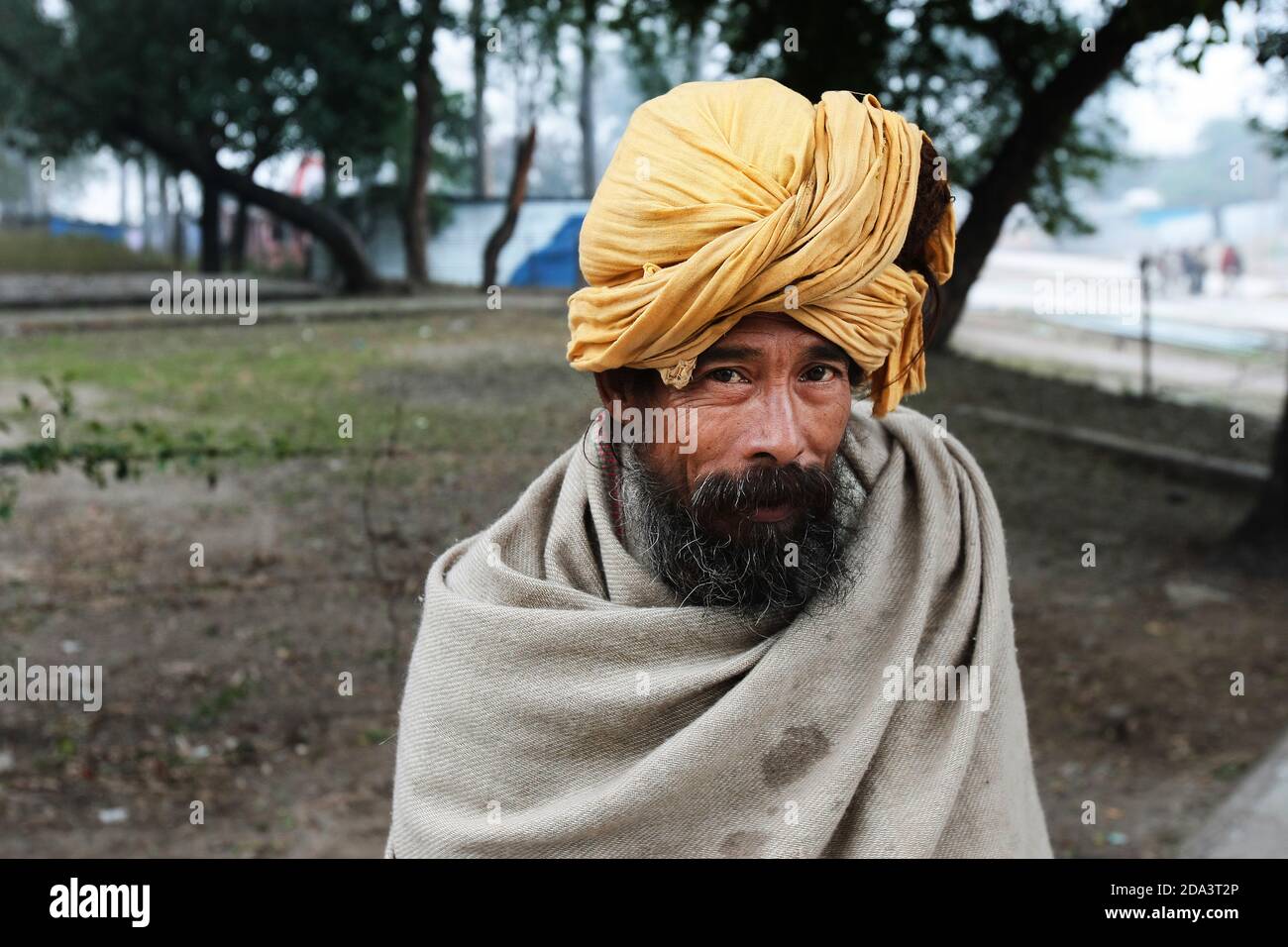 Bollywood colors hi-res stock photography and images - Alamy