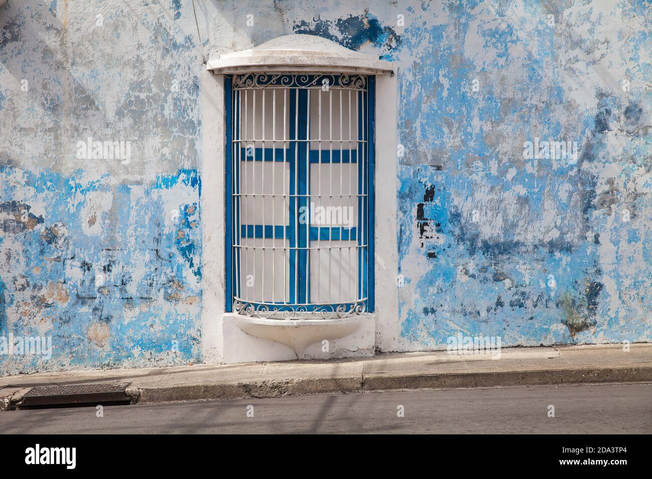 Wrought iron window grilles hi-res stock photography and images - Alamy