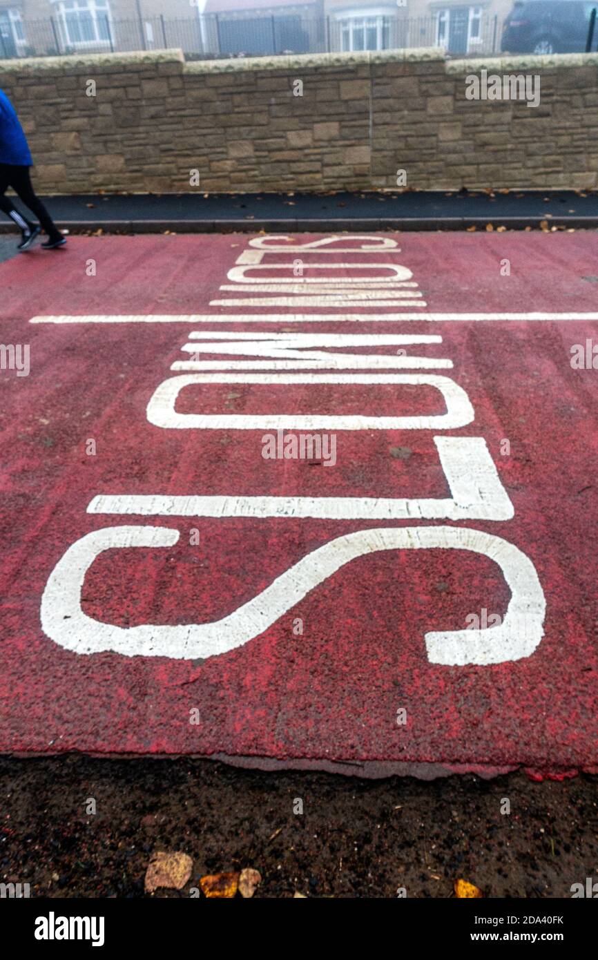 Jogging slow sign hi-res stock photography and images - Alamy