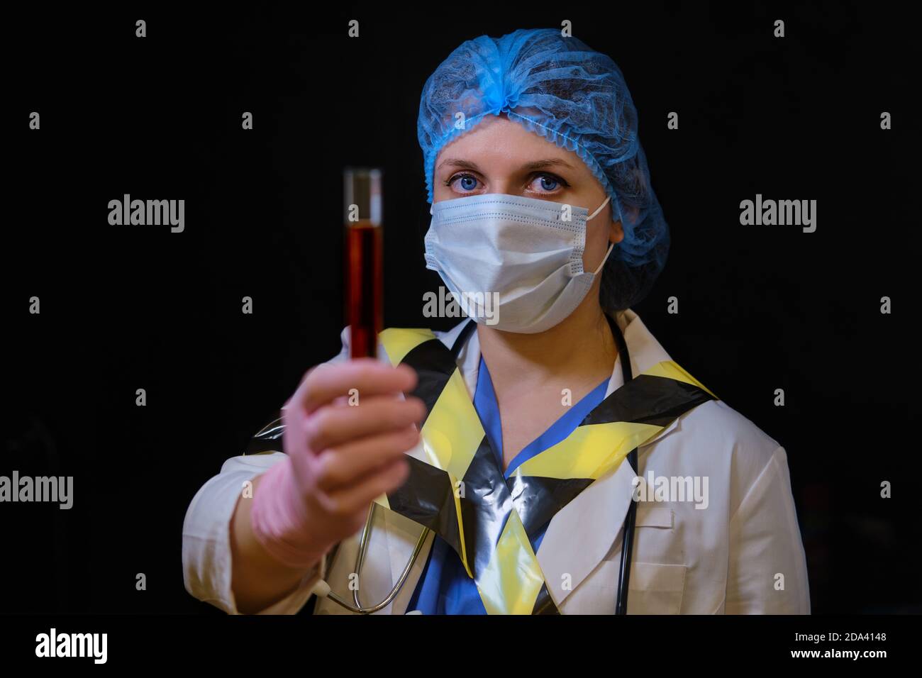 Radioactive analysis hi-res stock photography and images - Alamy