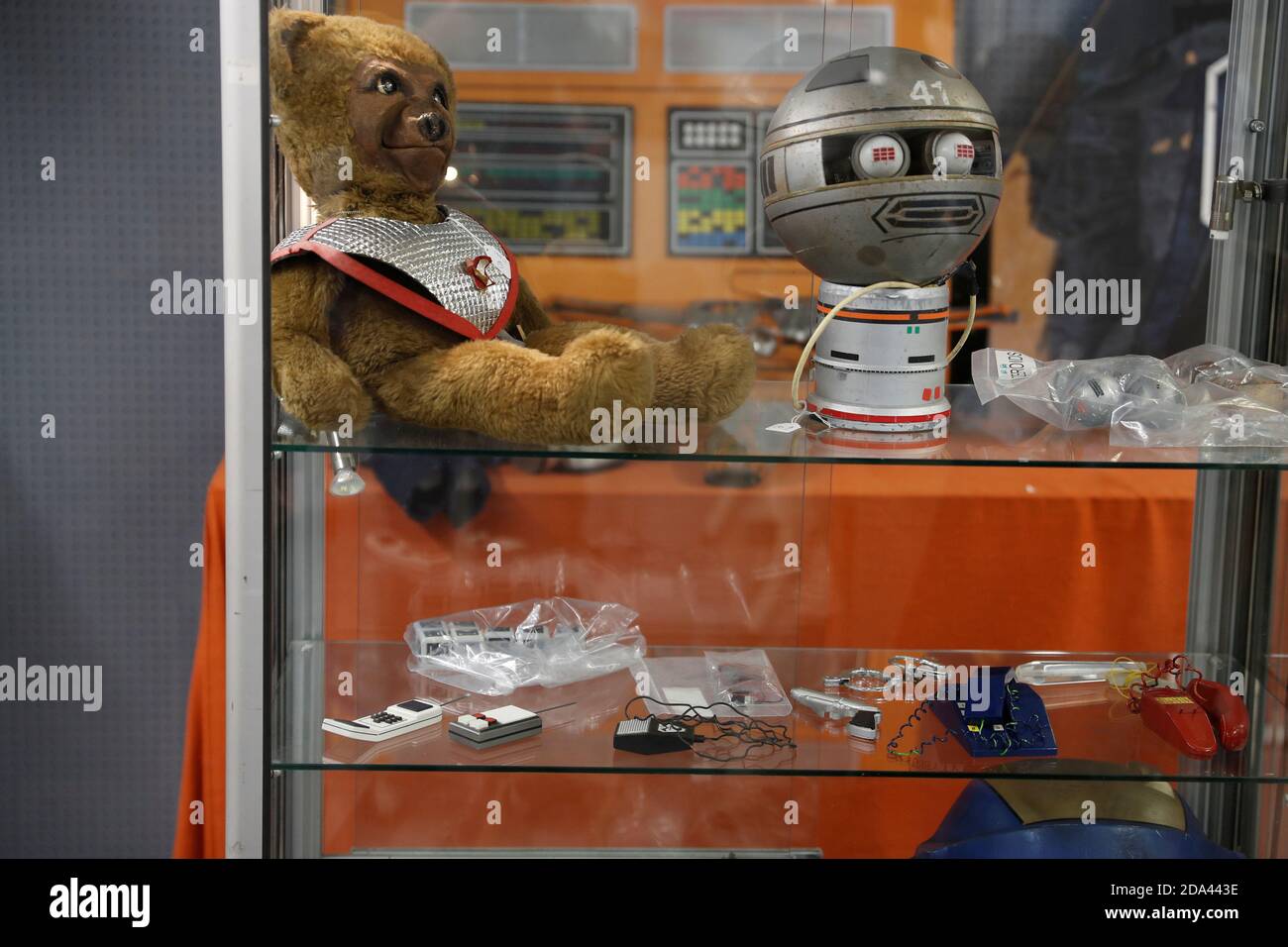 Terrahawks tv series hi-res stock photography and images - Alamy