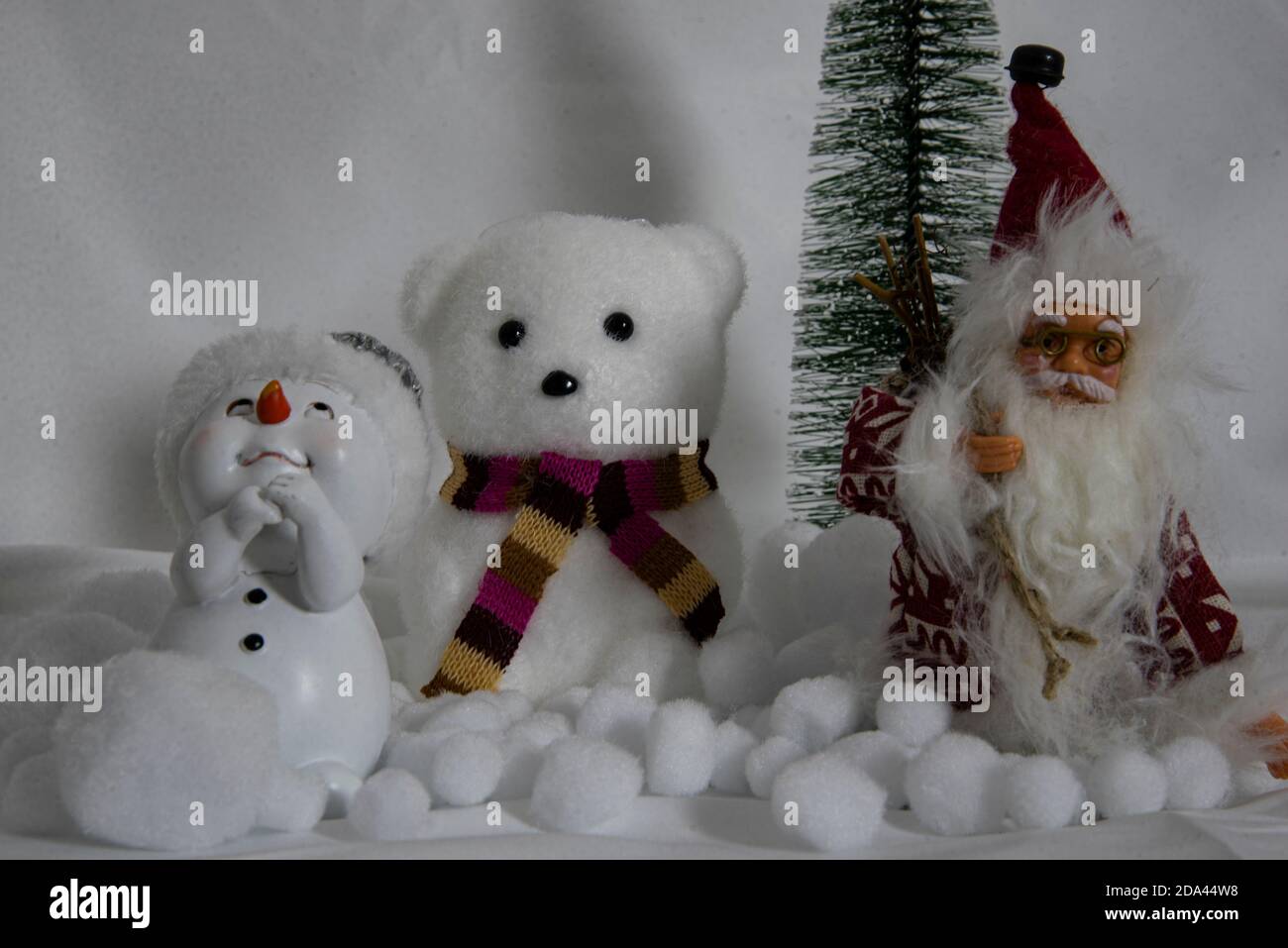 Polar bear santa hi-res stock photography and images - Alamy
