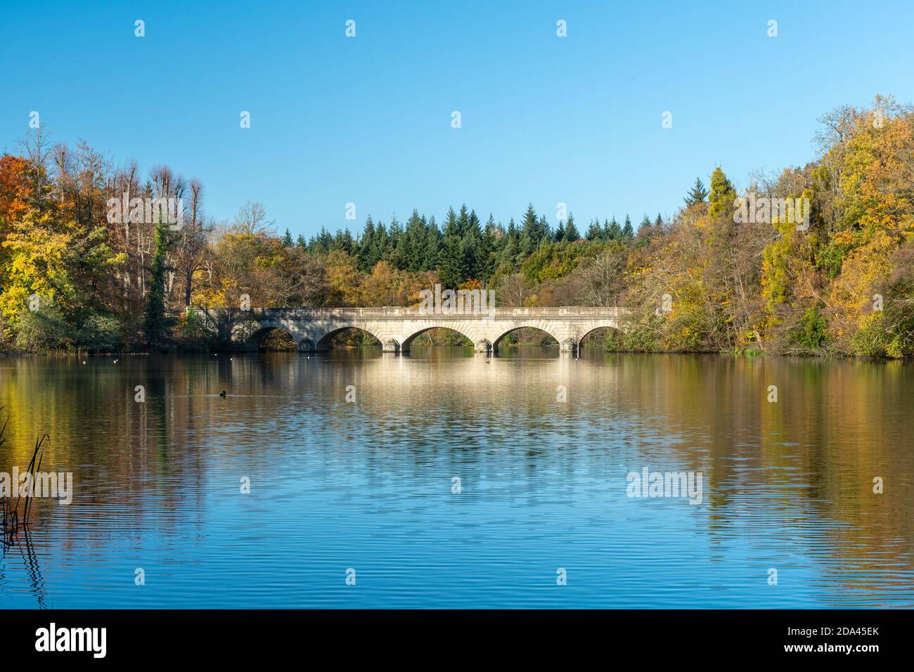 Virginia water lake hi-res stock photography and images - Alamy