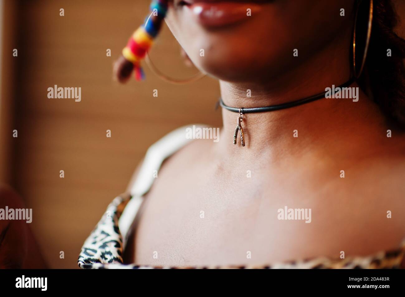 Close up porrtrait of lovely african american woman with dreadlocks in ...