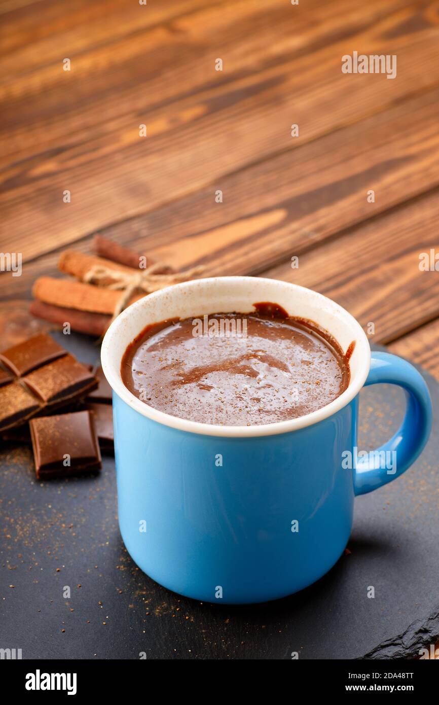 mug of hot chocolate Stock Photo - Alamy