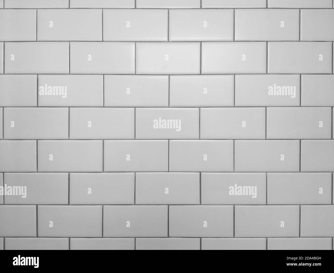 White subway tiles seamless texture hi-res stock photography and images ...