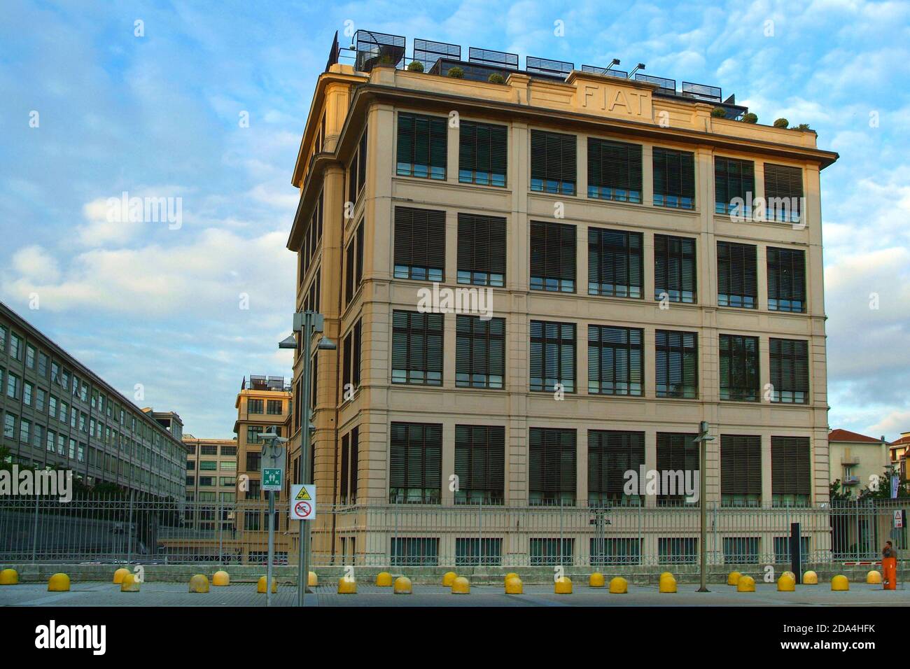 Fiat factory hi-res stock photography and images - Alamy