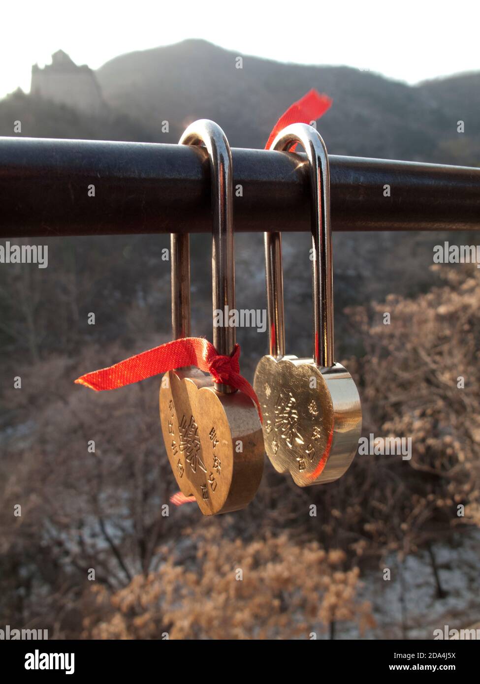 Love padlocks on the Great Wall of China Stock Photo - Alamy