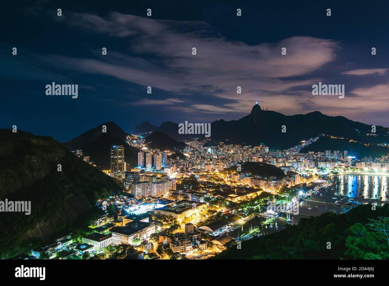 Rio de janeiro mountain range hi-res stock photography and images - Alamy