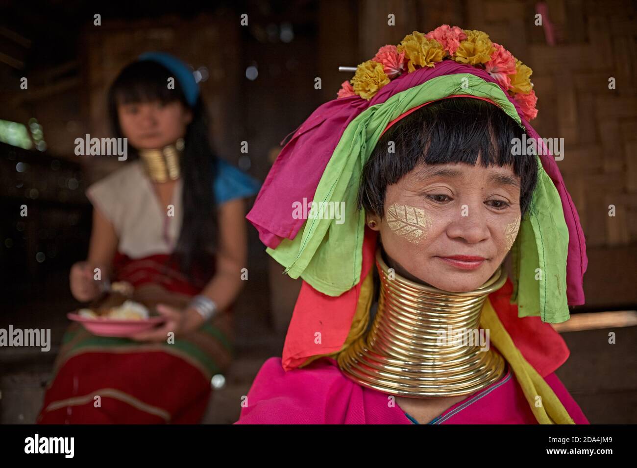 Human necks hi-res stock photography and images - Alamy