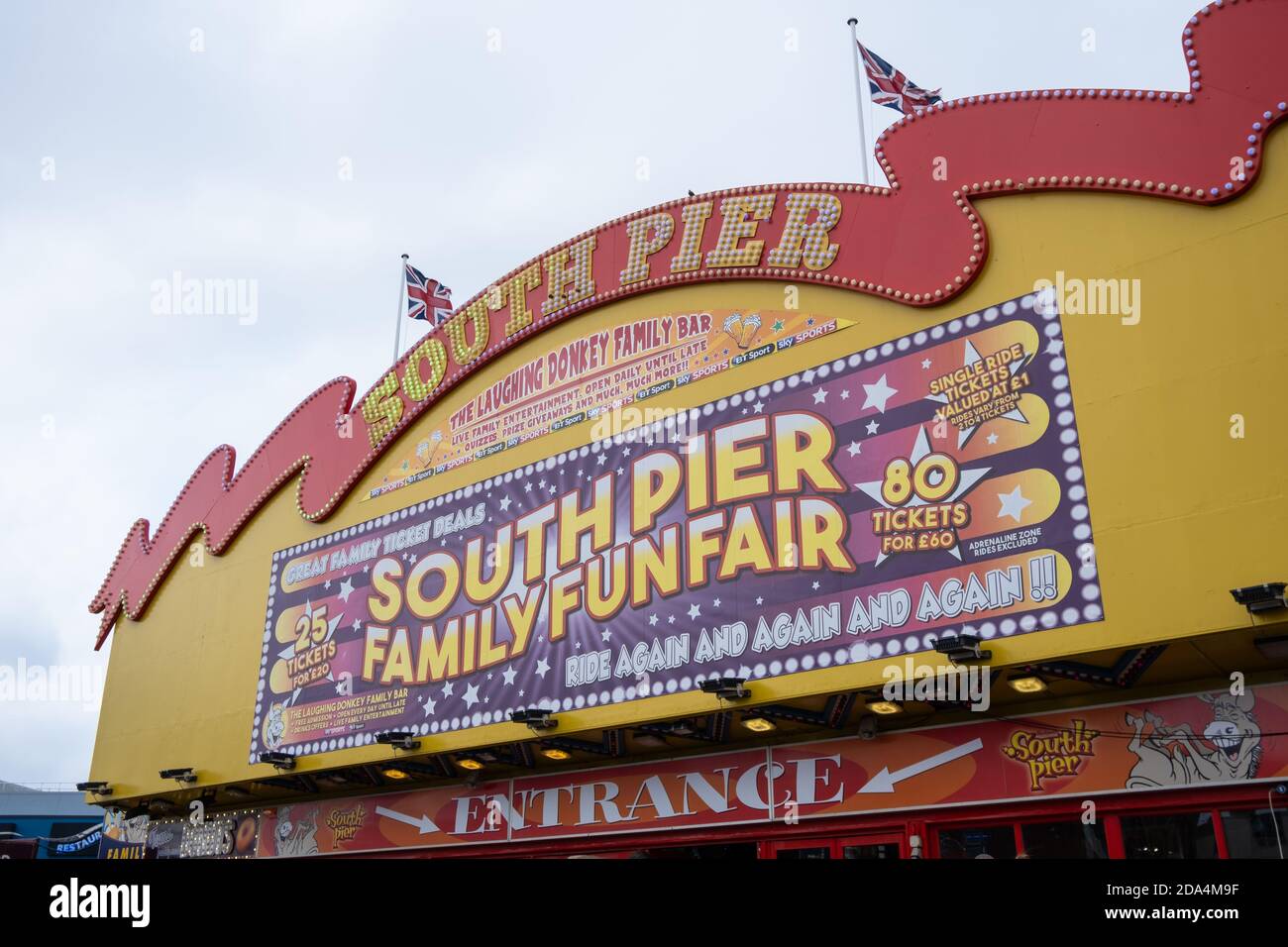 Amusement arcade in blackpool england hi-res stock photography and ...
