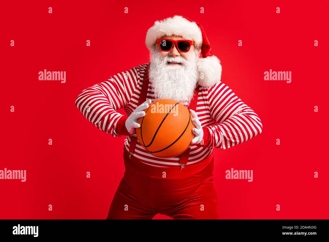 Fat man playing sport isolated hi-res stock photography and images - Alamy