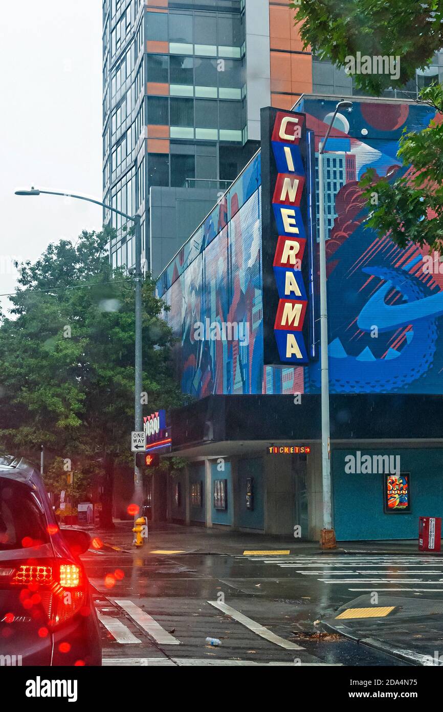 Seattle rain hi-res stock photography and images - Alamy