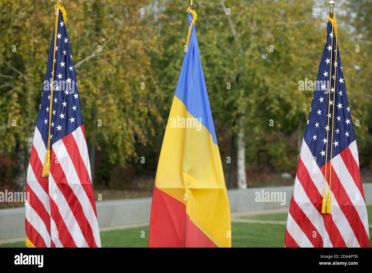 Romania national flag hi-res stock photography and images - Alamy