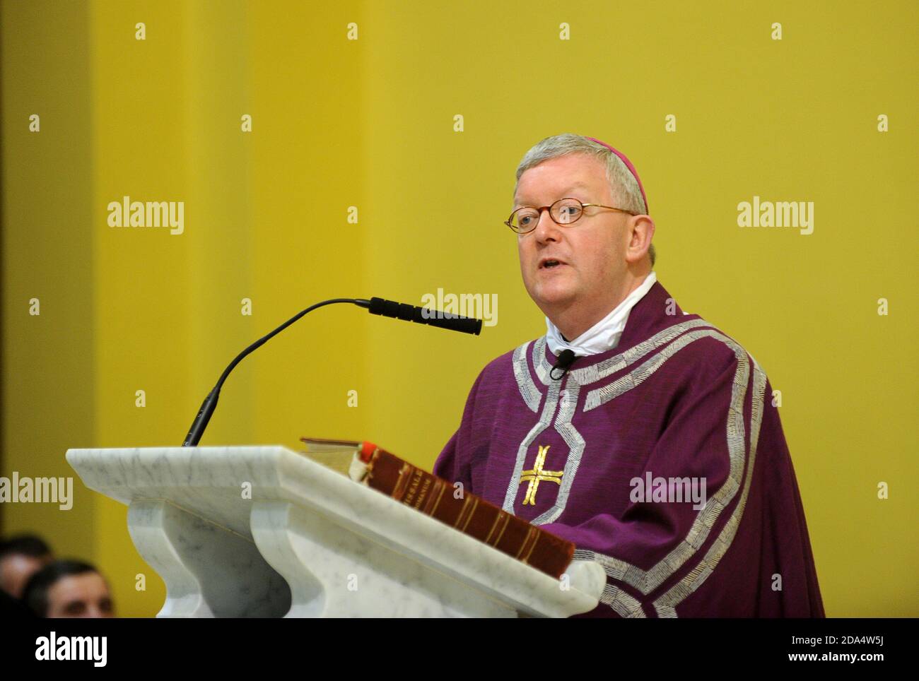 Archbishop bernard longley hi-res stock photography and images - Alamy