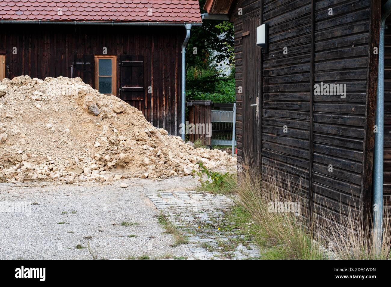 Crushed limestone hi-res stock photography and images - Alamy