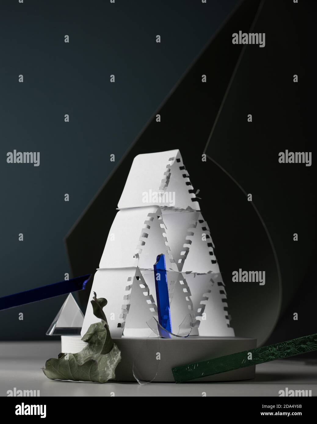 Pyramid sculpture modern hi-res stock photography and images - Alamy