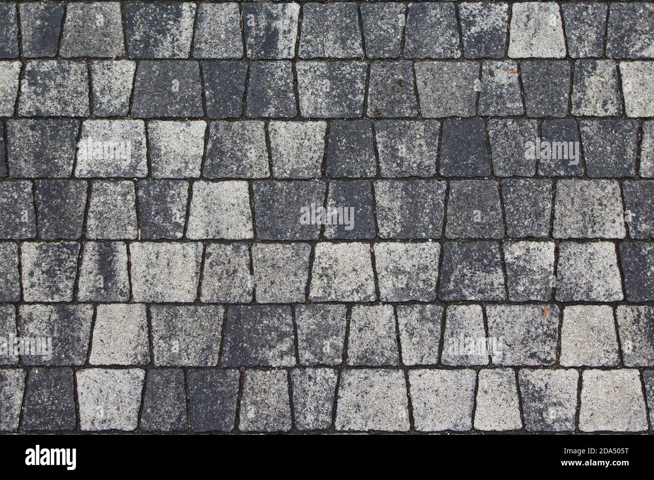 Cobbled pavement pattern made of granite cubes Stock Photo - Alamy