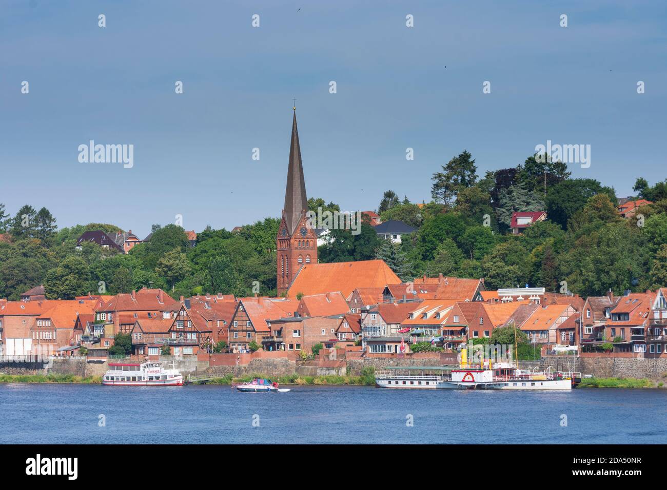 Lauenburg/Elbe: river Elbe, old town Lauenburg, church Maria-Magdalenen ...