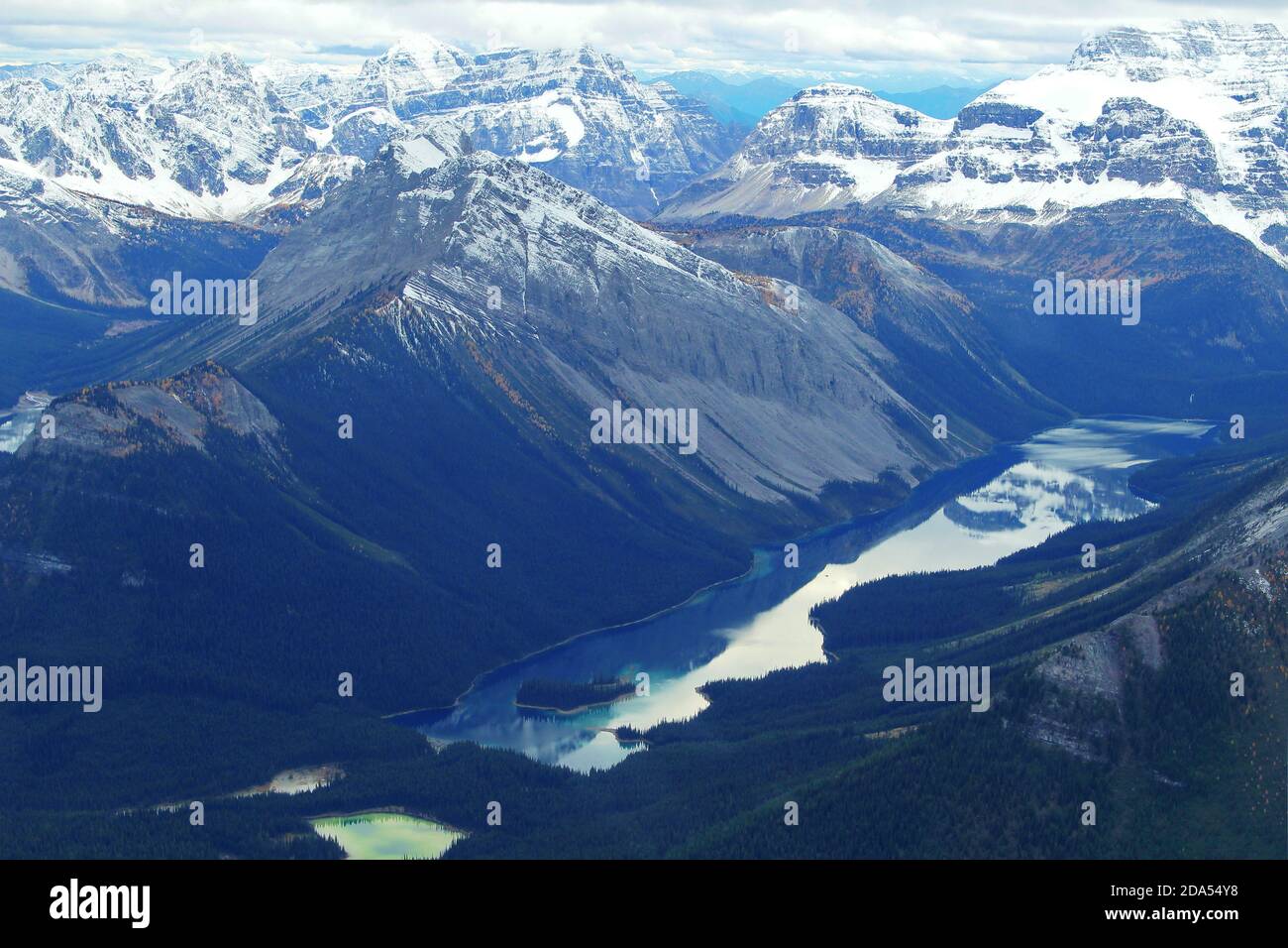 Marvel lake hi-res stock photography and images - Alamy