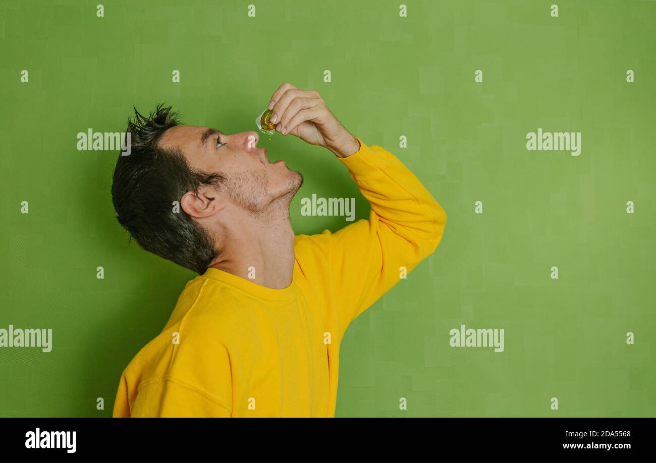 Beauty vial model hi-res stock photography and images - Alamy