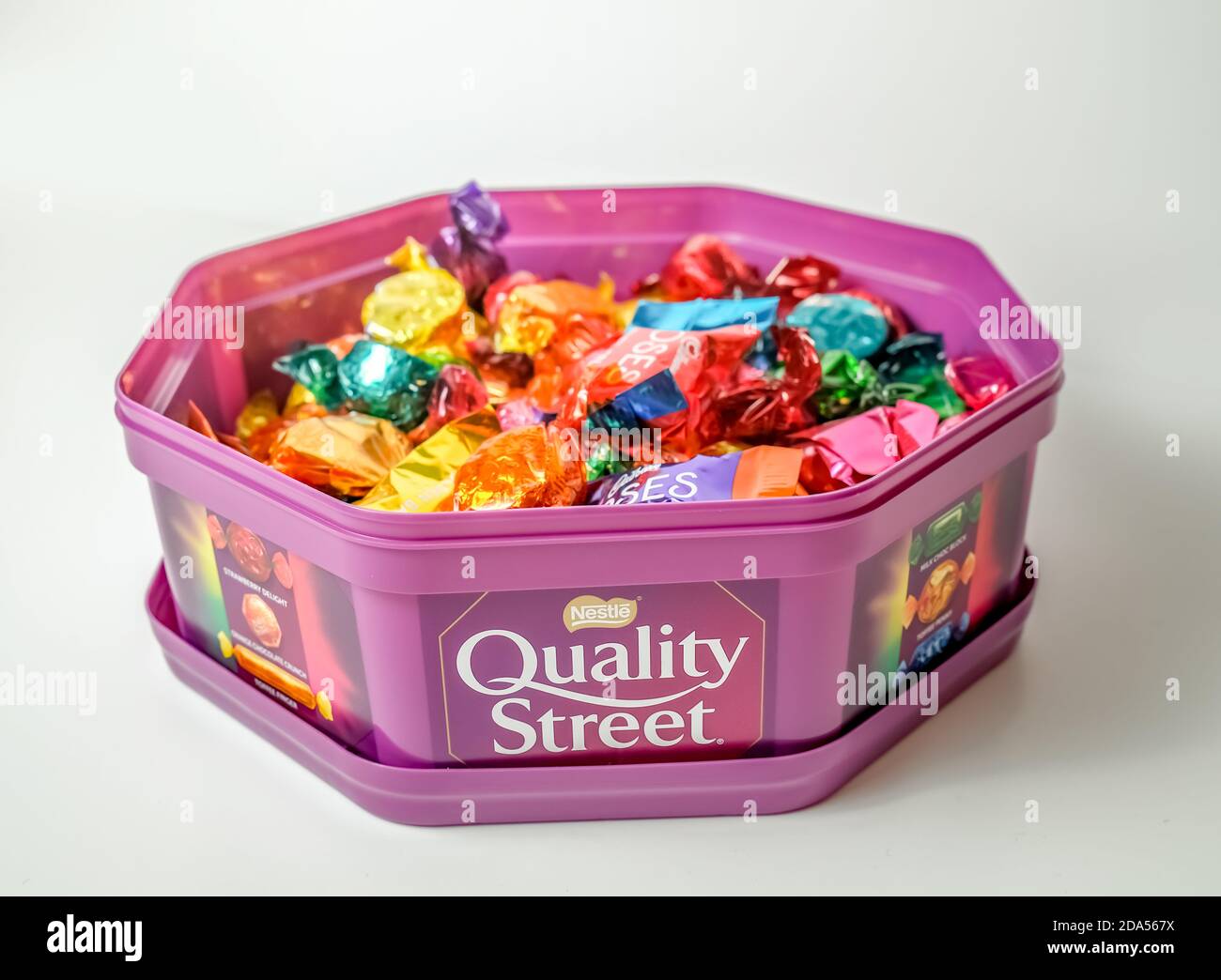 Quality street chocolates hi-res stock photography and images - Alamy