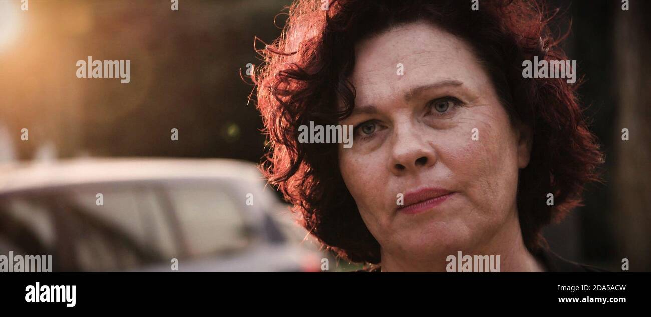 THE XROSSING, Susan Stevenson, 2020. © Playtime Motion Pictures ...