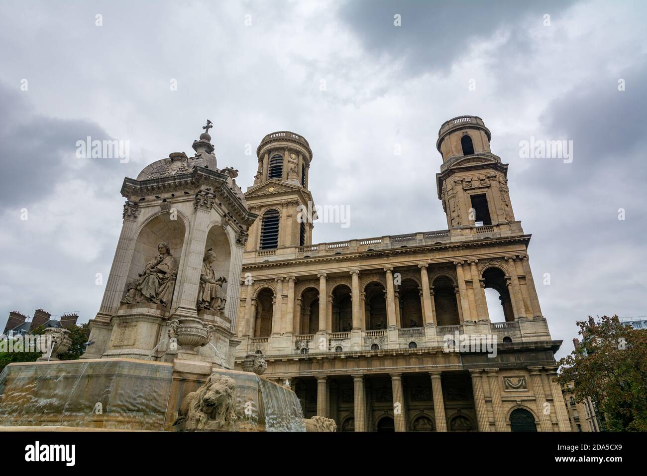 Second largest after paris hi-res stock photography and images - Alamy