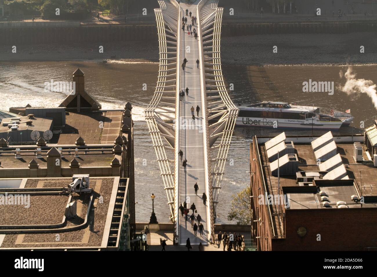The millennium Bridge Stock Photo - Alamy