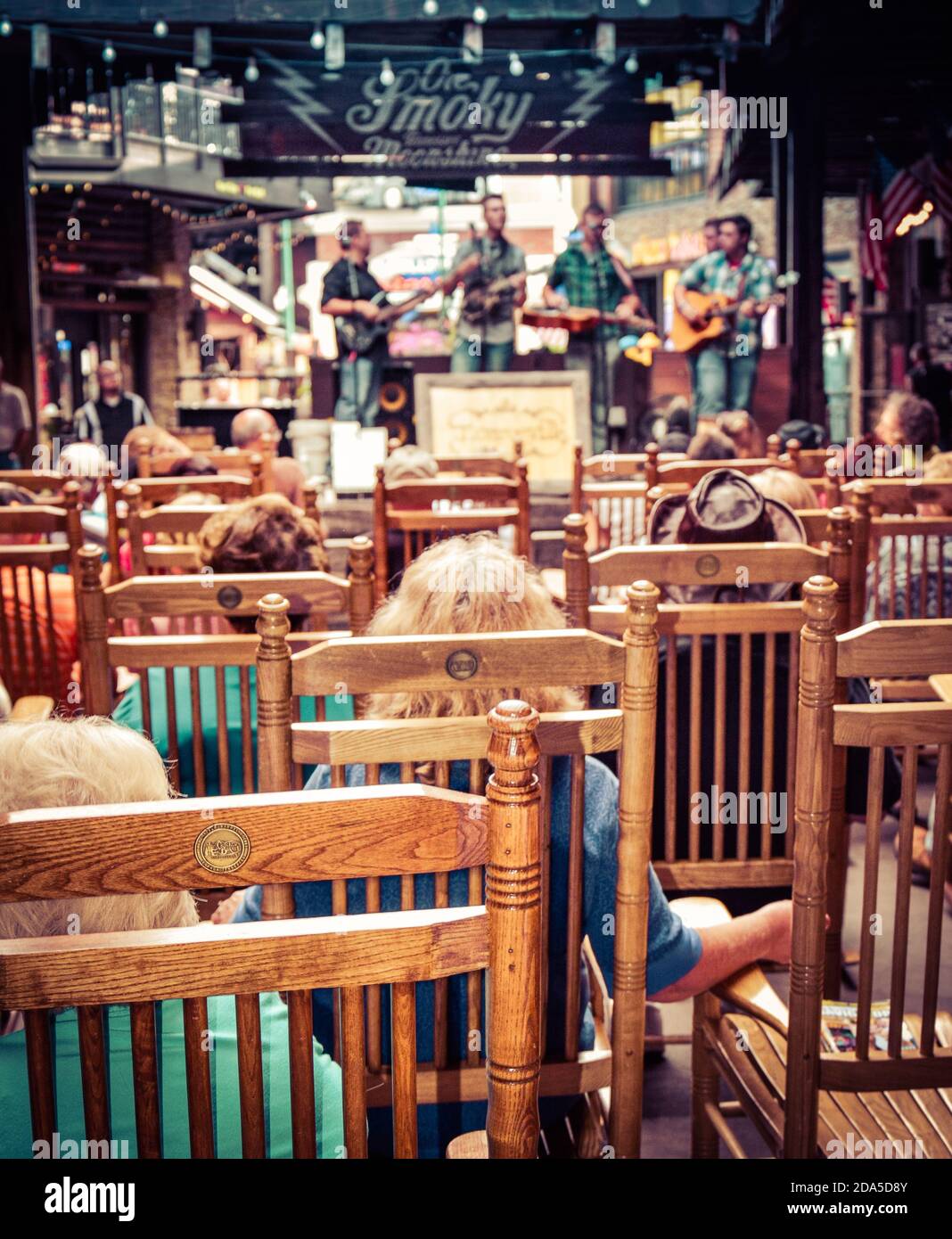 Hillbilly band hi-res stock photography and images - Alamy