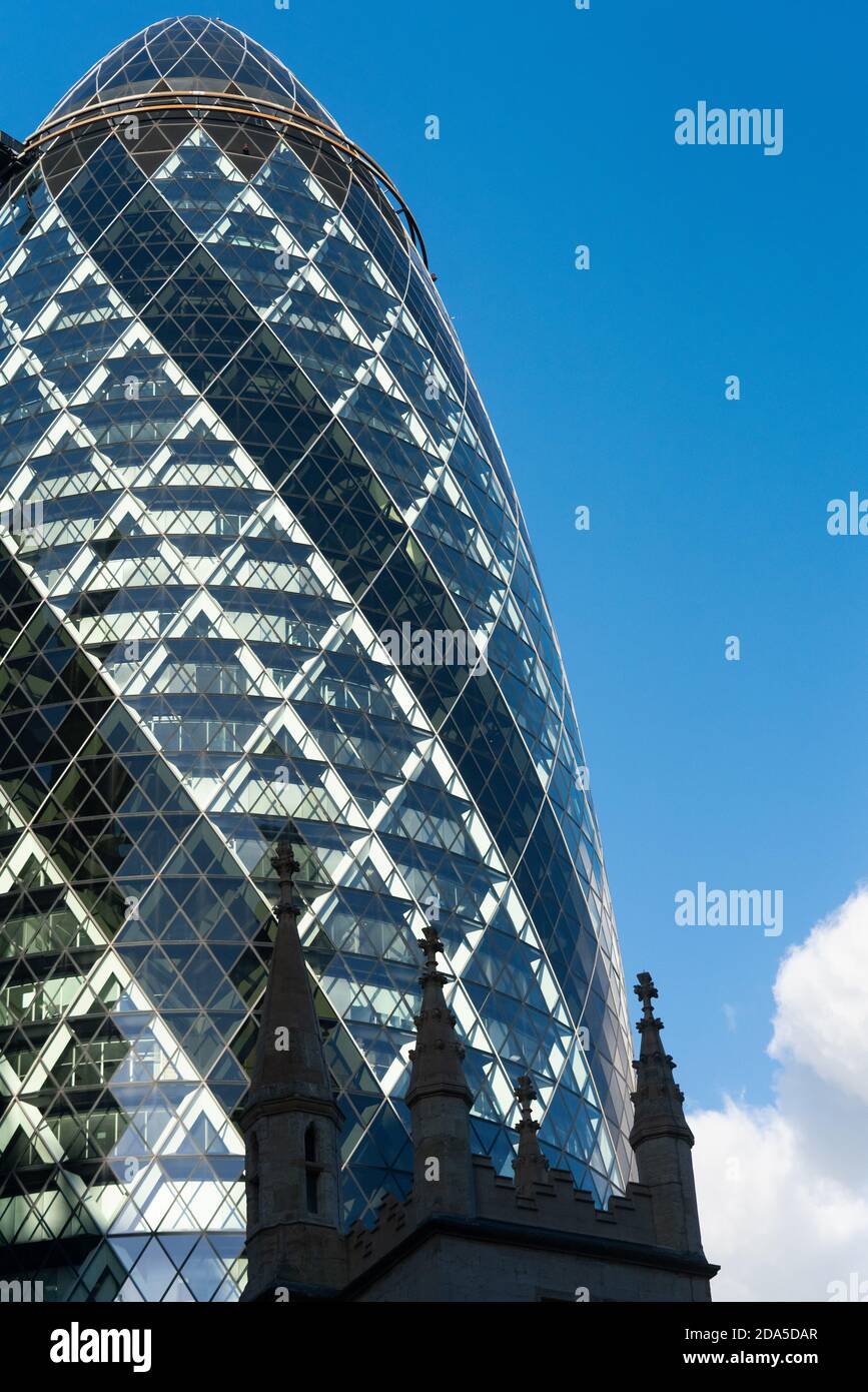 30 St Mary Axe (The Gherkin Stock Photo - Alamy