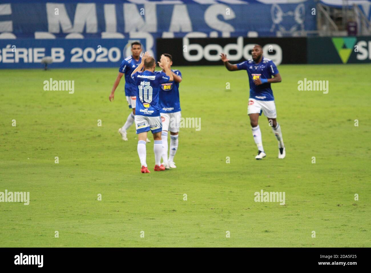 Belo Horizonte, Brazil. 09th Nov, 2020. Cruzeiro receives Guarani at ...