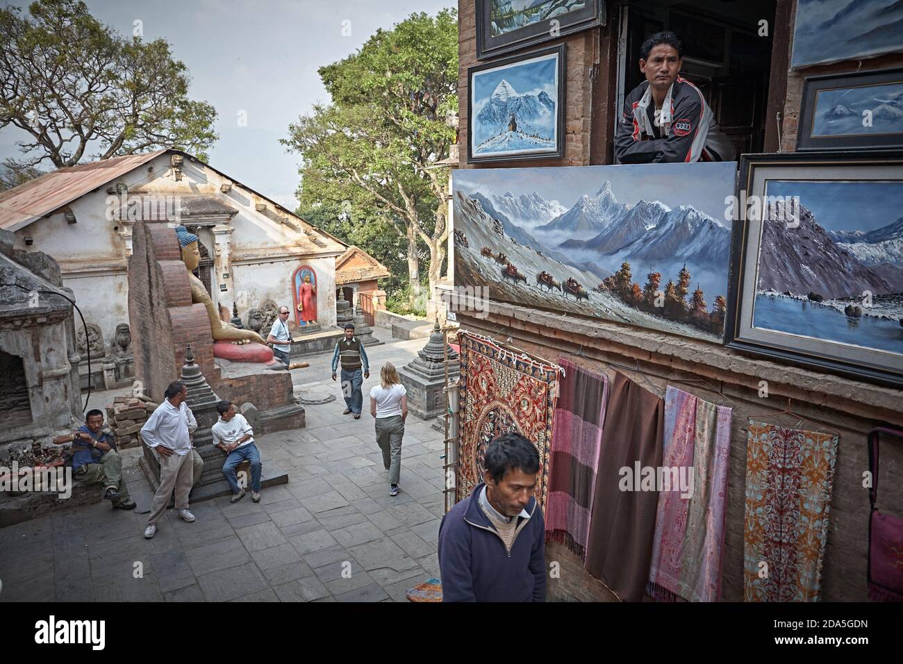 Daily life in kathmandu hi-res stock photography and images - Alamy