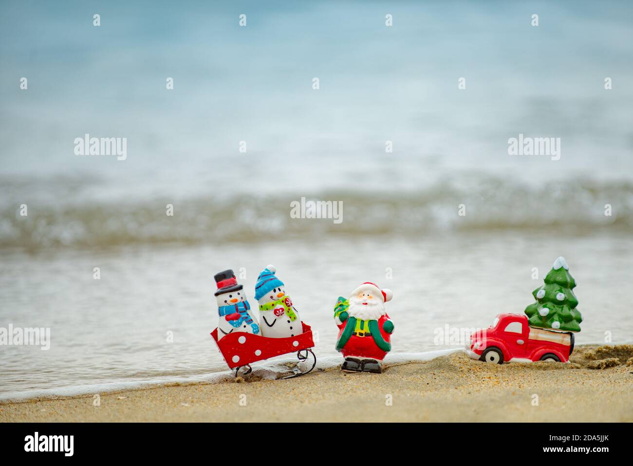 Christmas on summer sea background. Tropical paradise, ocean beach ...