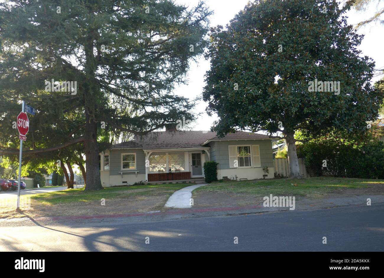 North Hollywood, California, USA 9th November 2020 A general view of ...