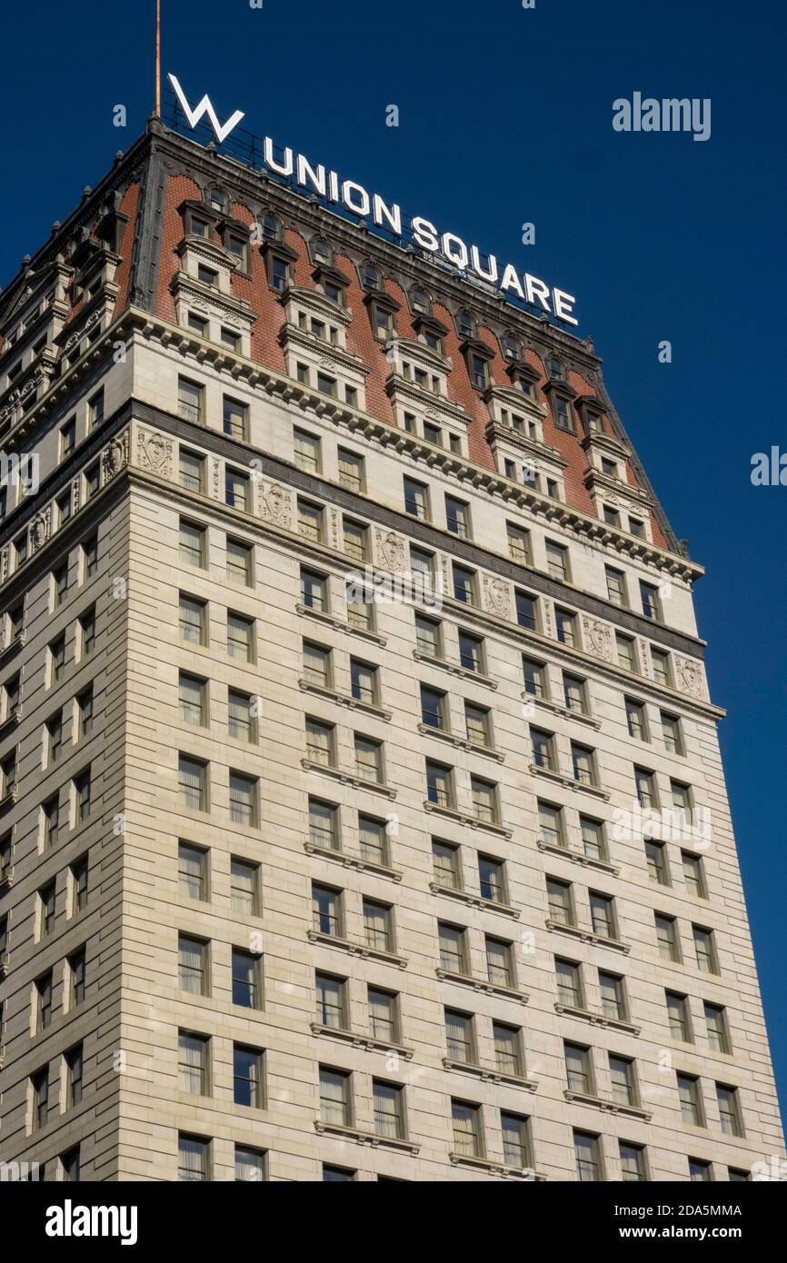 Hotel W Union Square, NYC, USA Stock Photo - Alamy