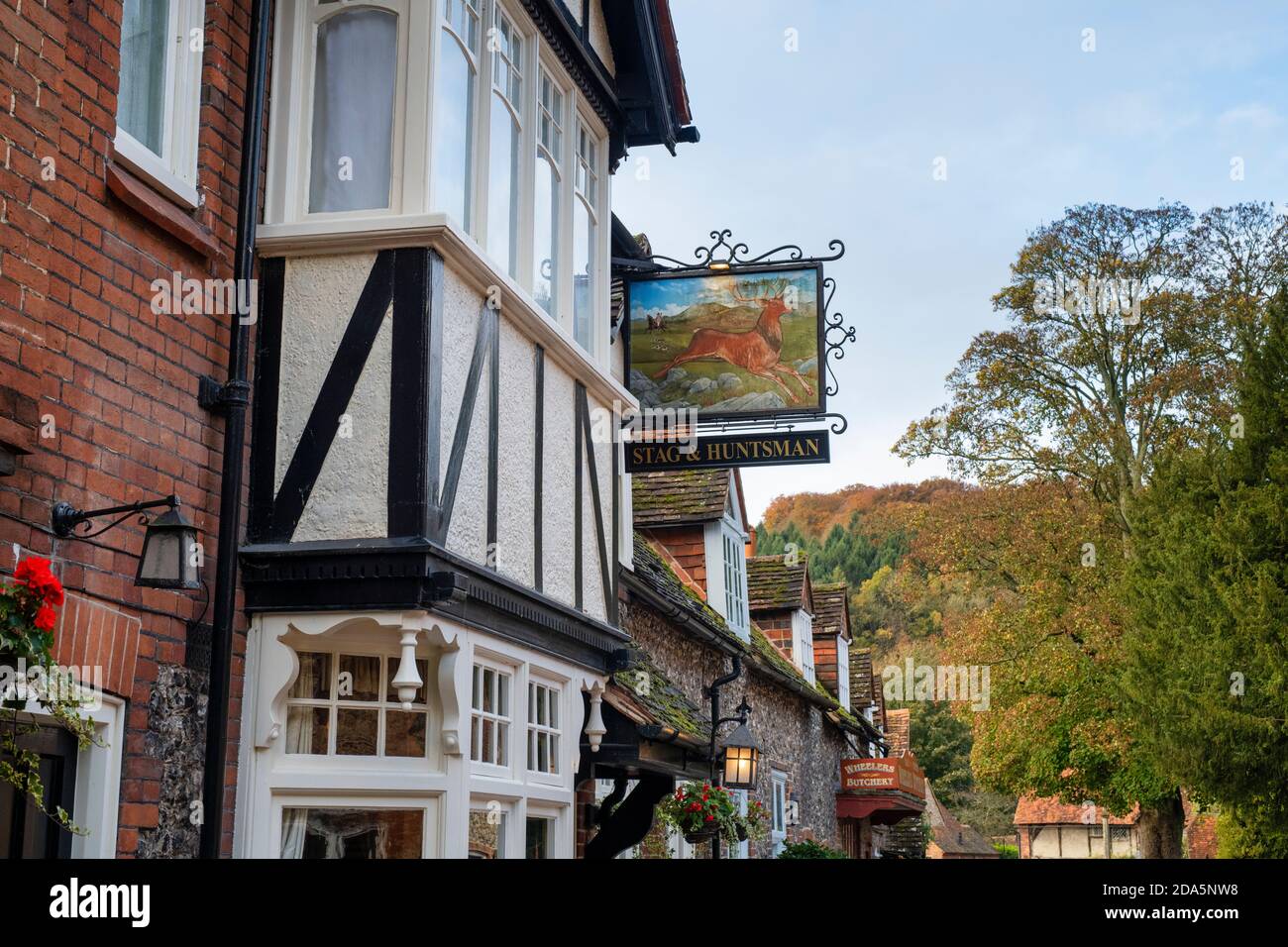 The stag and huntsman hi-res stock photography and images - Alamy
