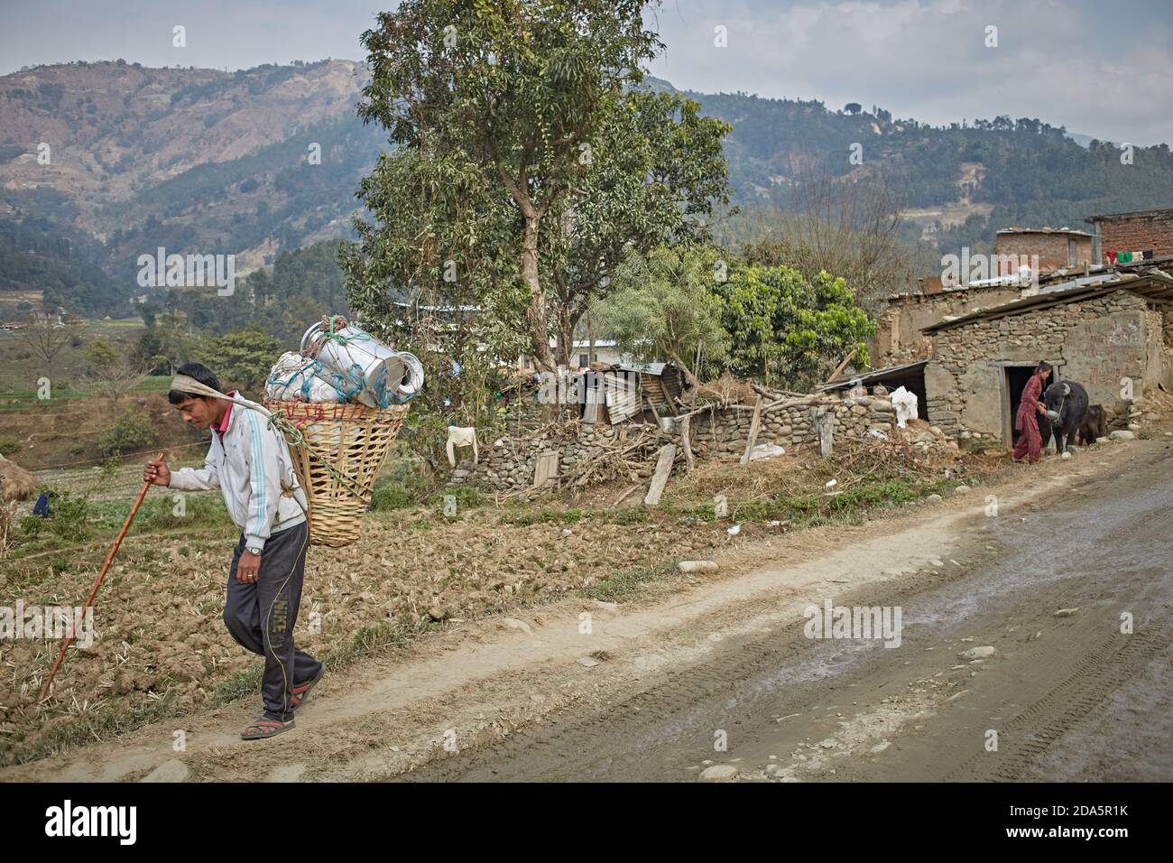 Rasuwa nepal road hi-res stock photography and images - Alamy