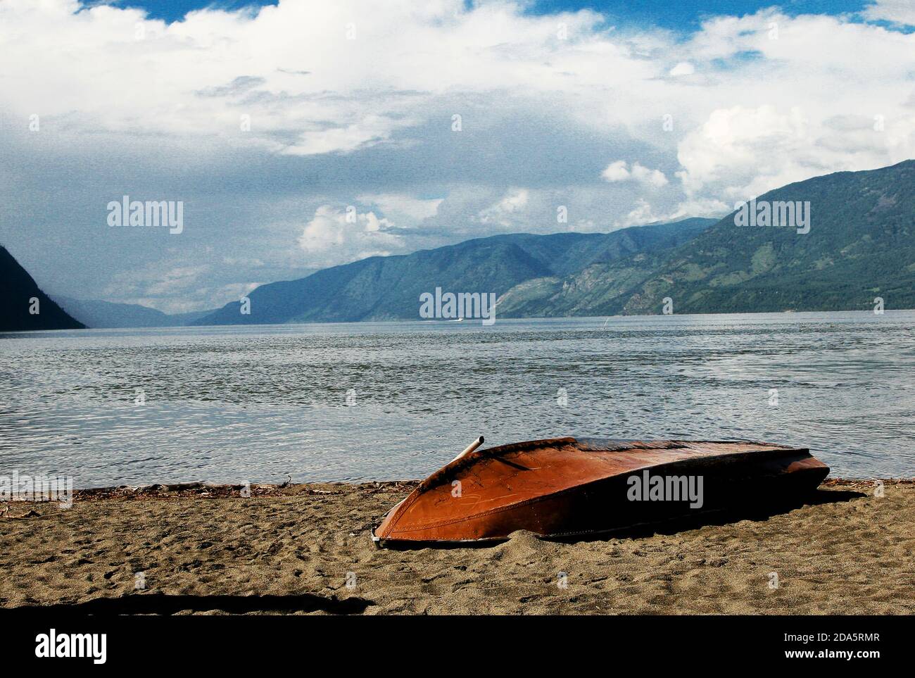 Deep Teletskoe lake in the Altai in summer Stock Photo - Alamy