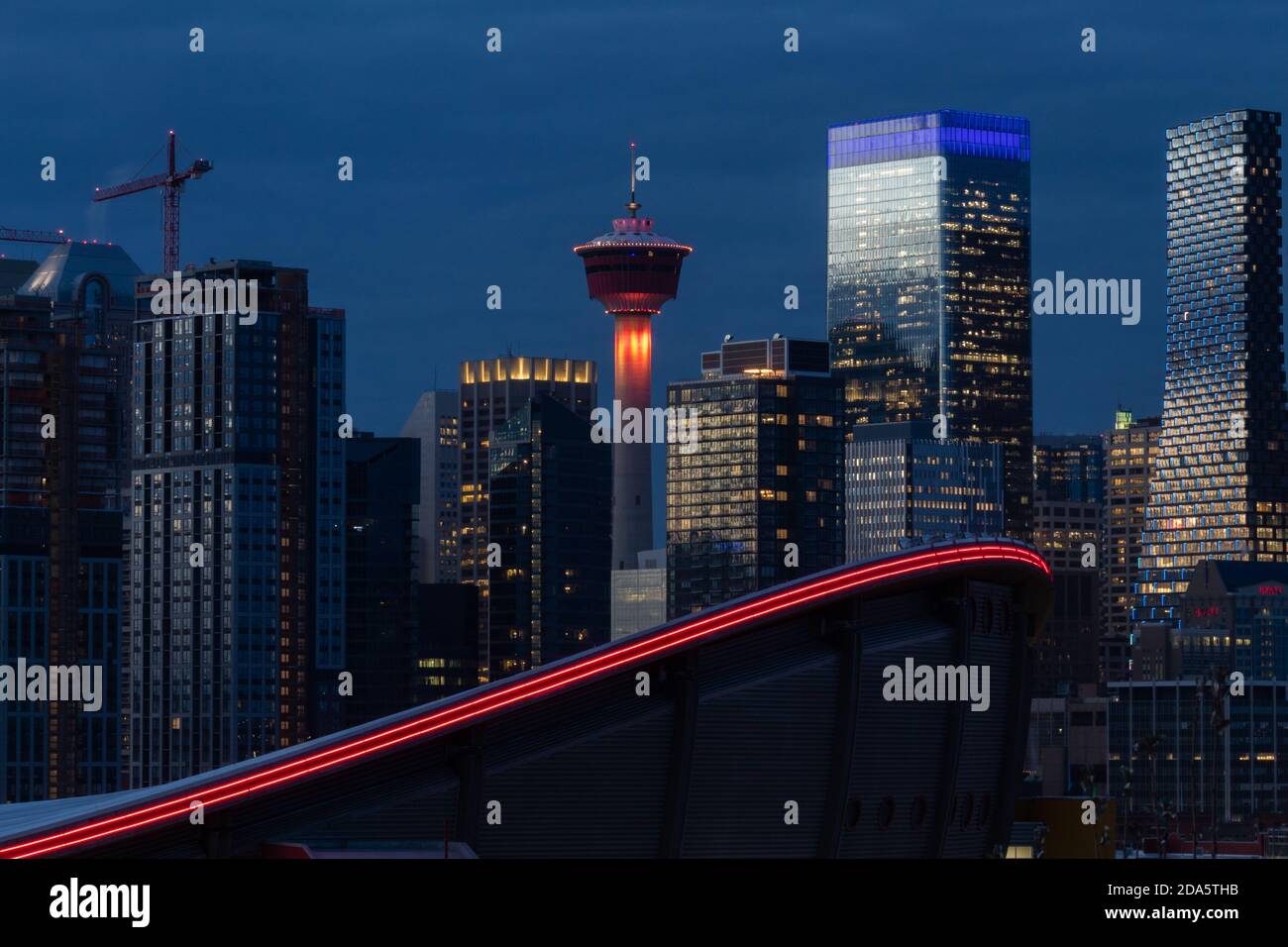 Calgary tower hi-res stock photography and images - Alamy