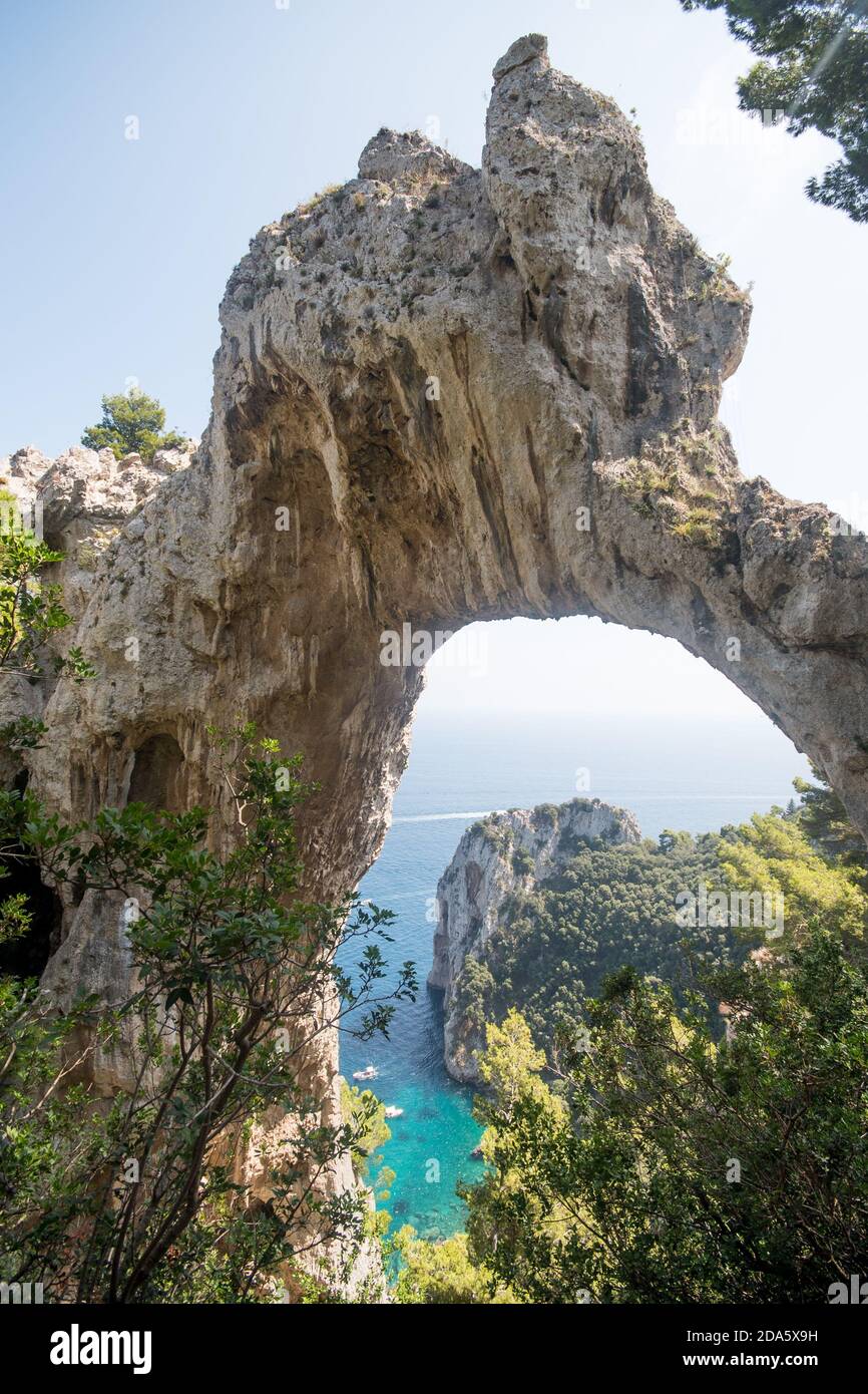 Capri arch water hi-res stock photography and images - Alamy