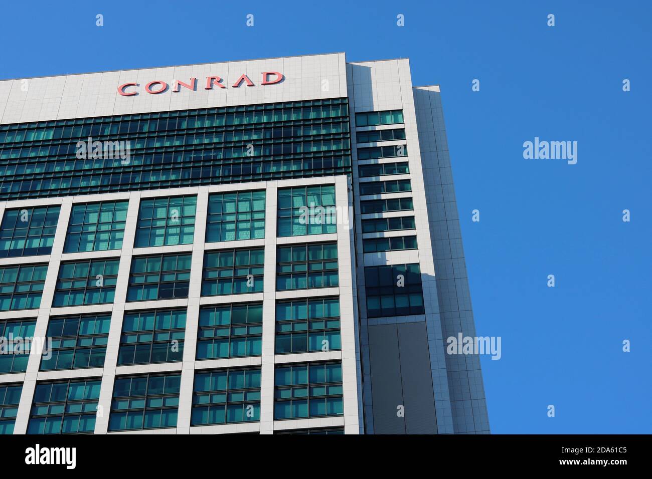 October hotel tall high rise accommodation hi-res stock photography and ...