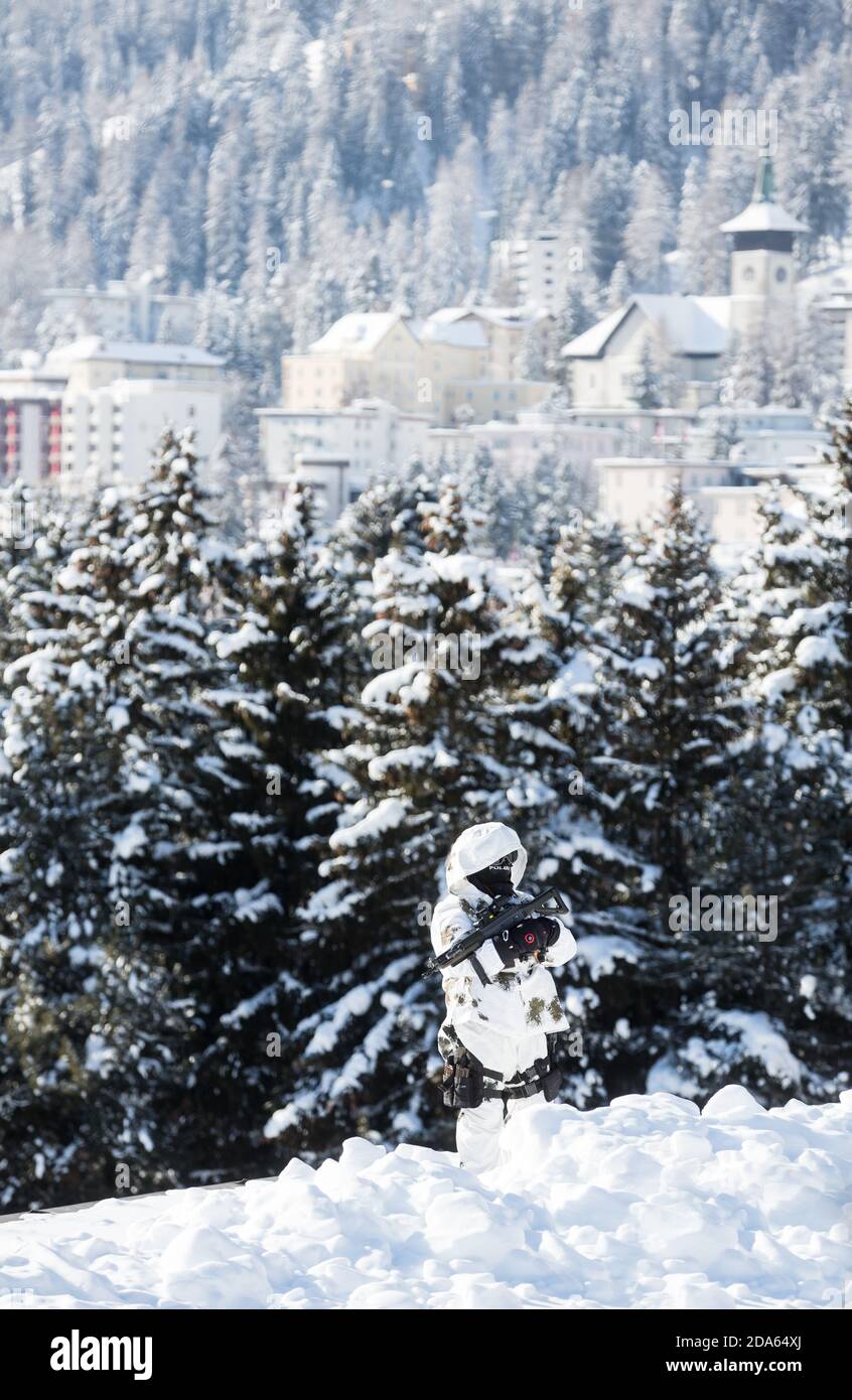 Swiss police officer hi-res stock photography and images - Alamy
