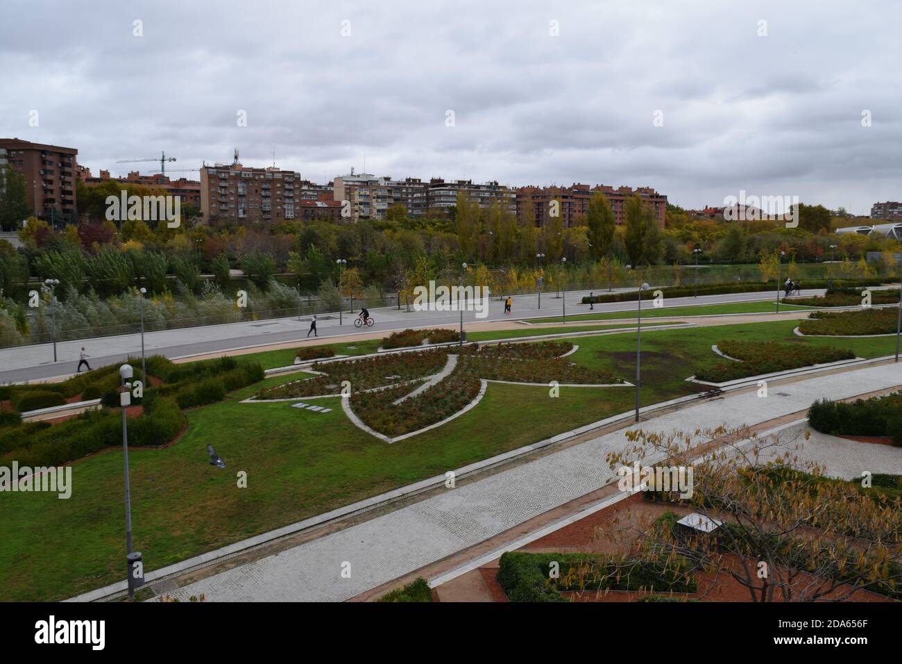 Parque de Madrid Río Stock Photo - Alamy