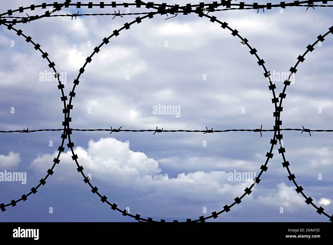Wire pollution hi-res stock photography and images - Alamy