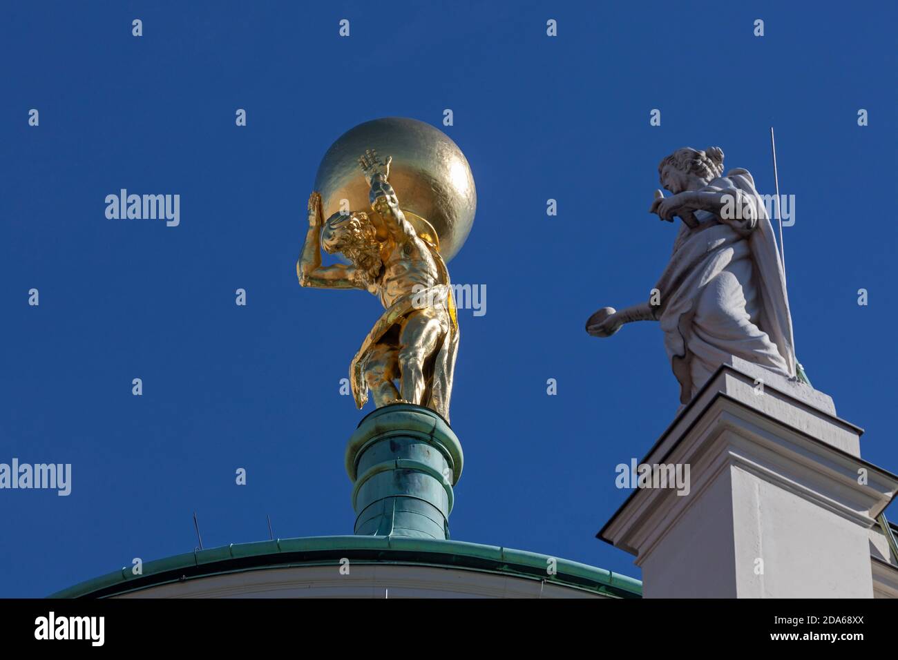 Old atlases hi-res stock photography and images - Alamy