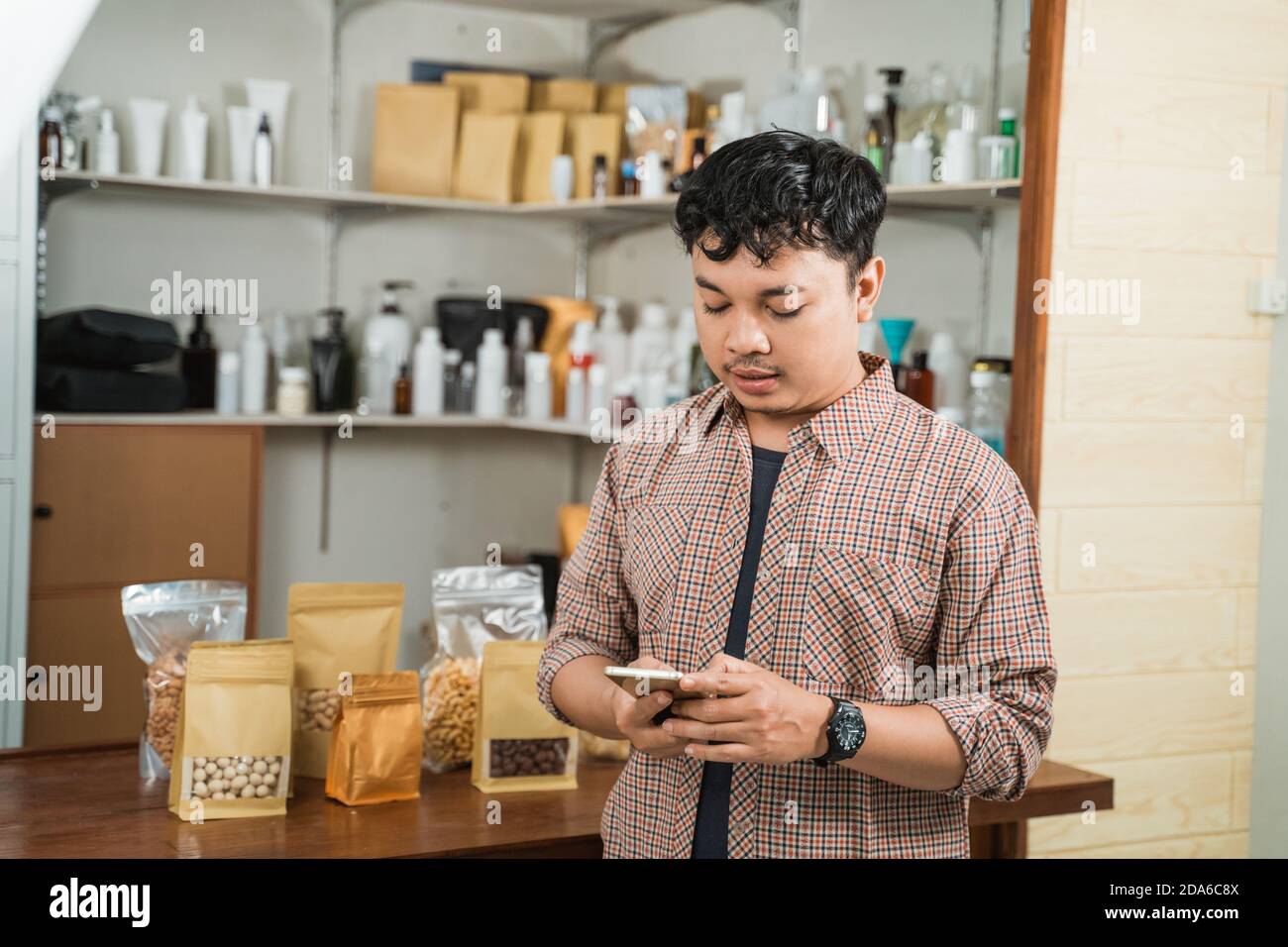 Modern product asian market hi-res stock photography and images - Alamy