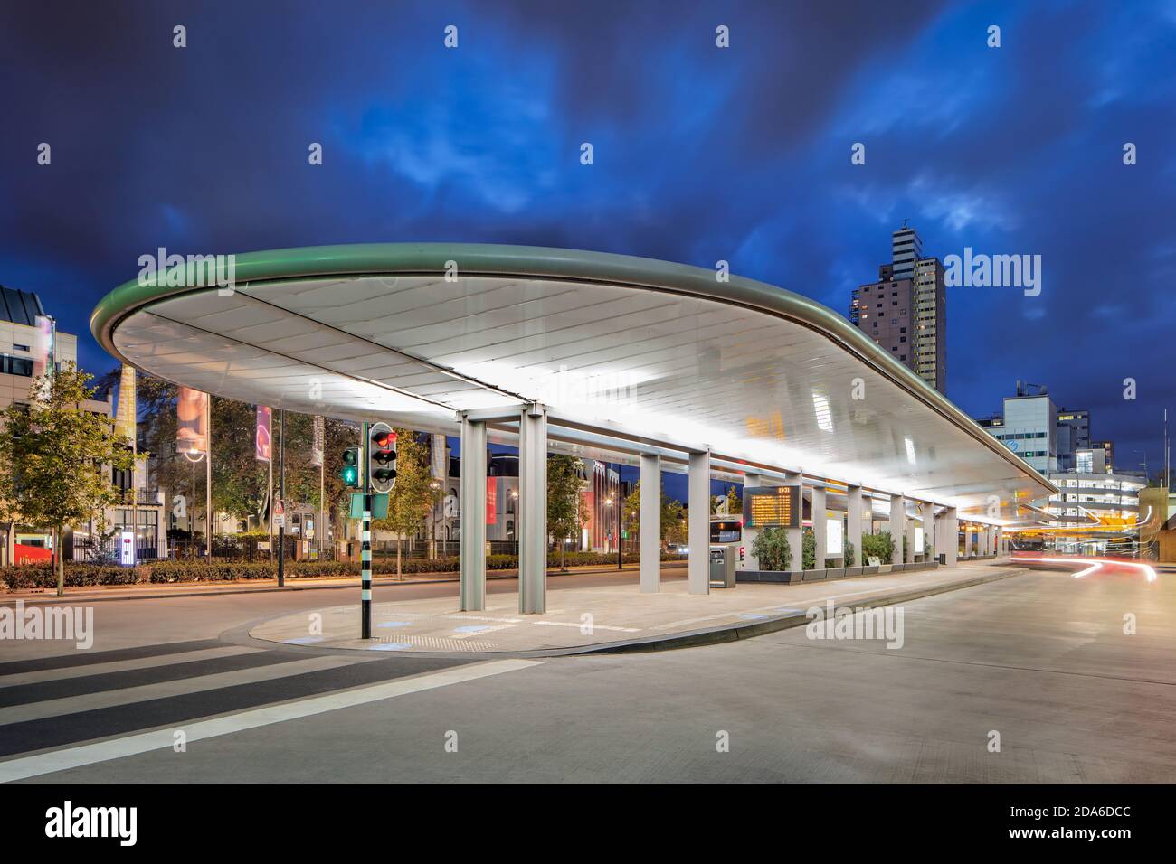 Bus canopy hi-res stock photography and images - Alamy