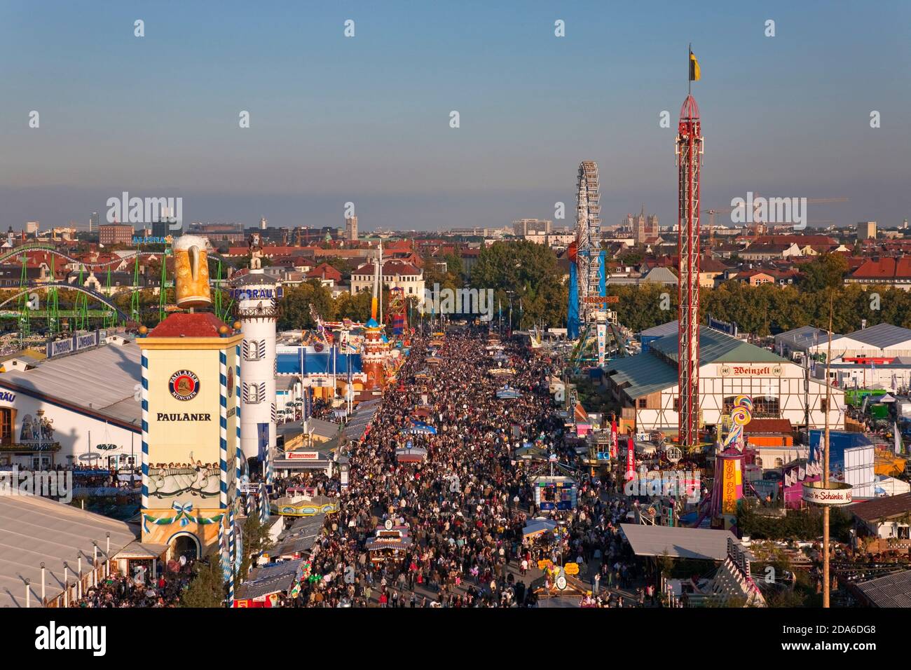 Roundabout oktoberfest munich bavaria hi-res stock photography and ...